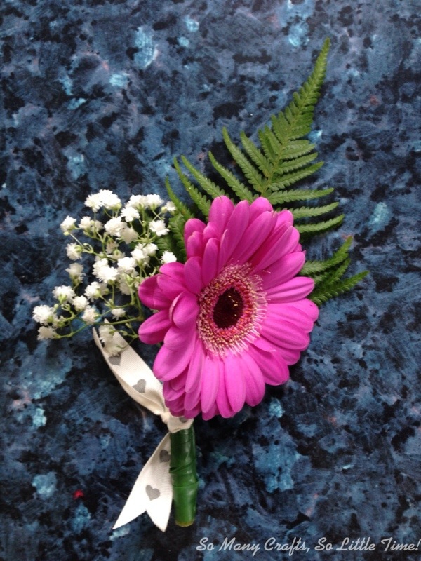 Make your own floral buttonholes - Hello! Hooray!